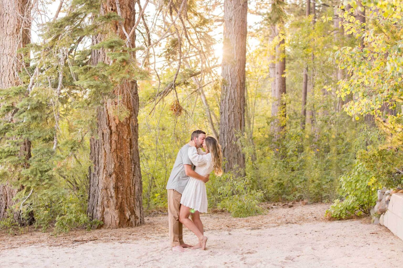 The Best Platforms for Your Online Wedding Photo Gallery